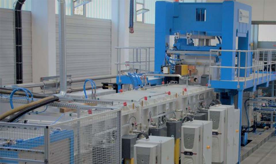 FCT Systeme 作为高性能材料、工程陶瓷、粉末冶金及工艺技术领域的合作伙伴